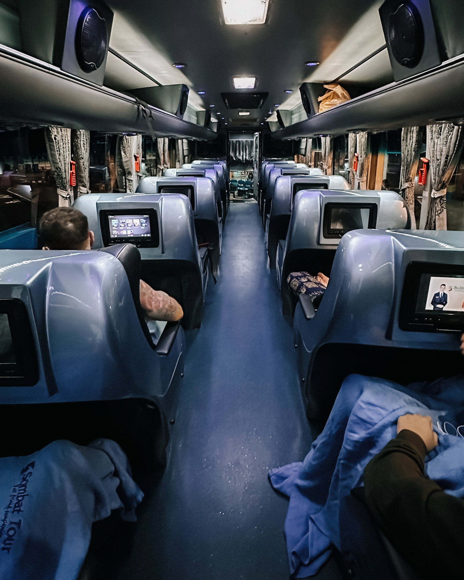 How to book an overnight Super VIP bus from Chiang Mai to Bangkok